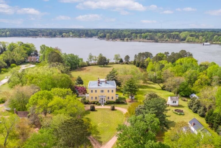 Historic Garden Week - Mathews County Visitor Center
